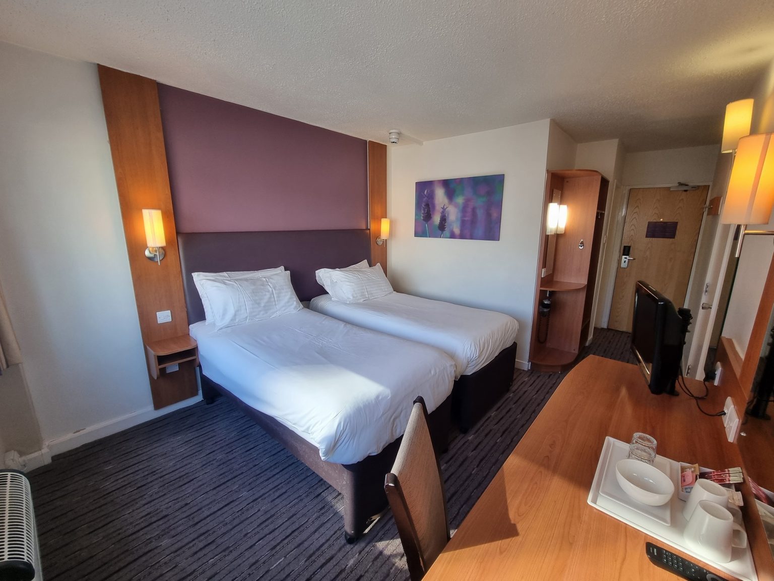 Clyde Hotel Argyle Street Glasgow - 1 mile from The Ovo Hydro | Best ...